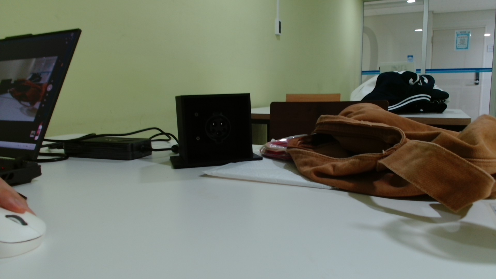 Custom Workflow Instance Segmentation Instance Segmentation Dataset by chargerdetecter