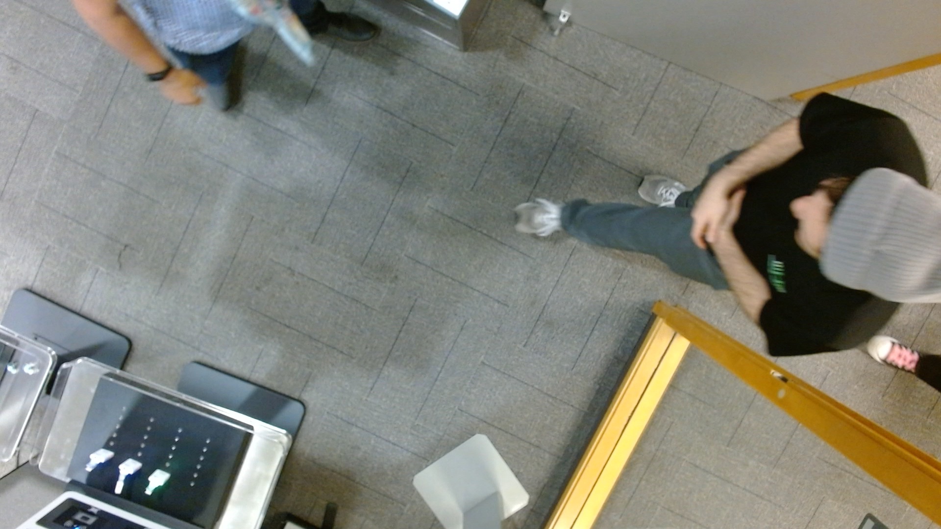 People Tracking Object Detection Model by Hygienic Echo