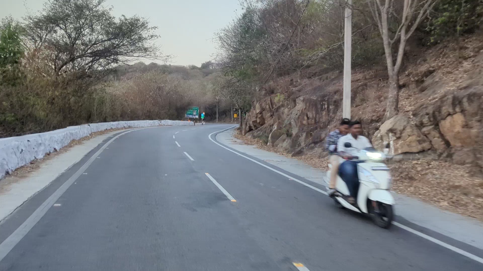 Evening 3 Object Detection Dataset By Vehicle And Pedestrian Detection