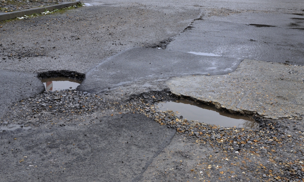 500 + dataset Object Detection Dataset and Pre-Trained Model by YOLOv5 pothole