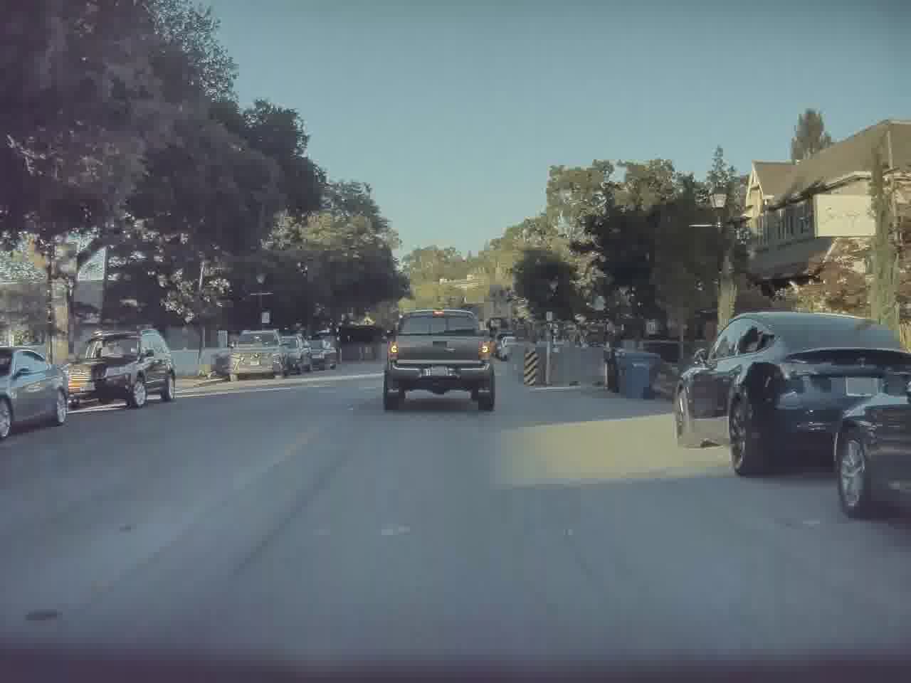Tesla Dash Cam Object Detection Dataset by Alan Jian