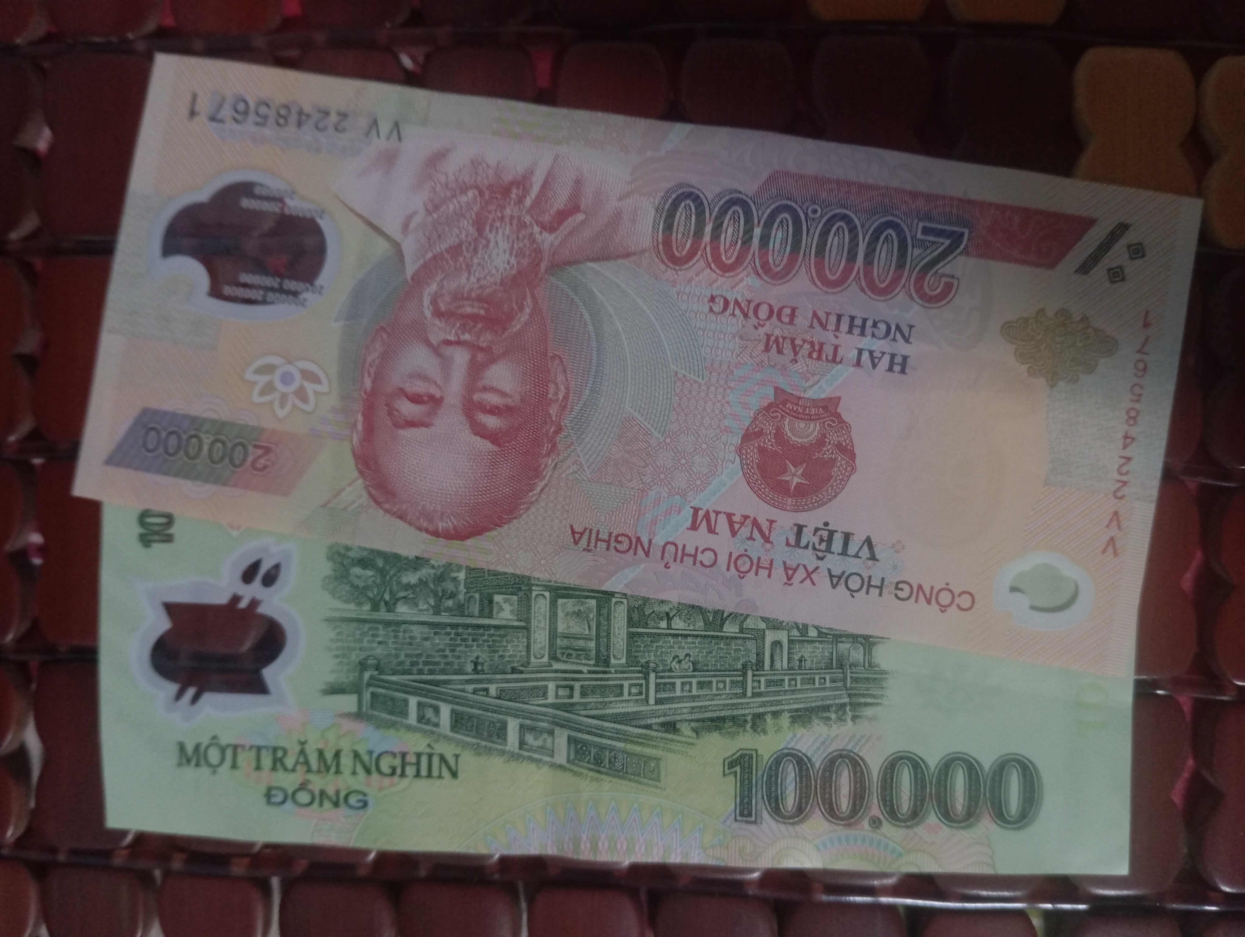 Money_overlap_v2 Object Detection Dataset by money