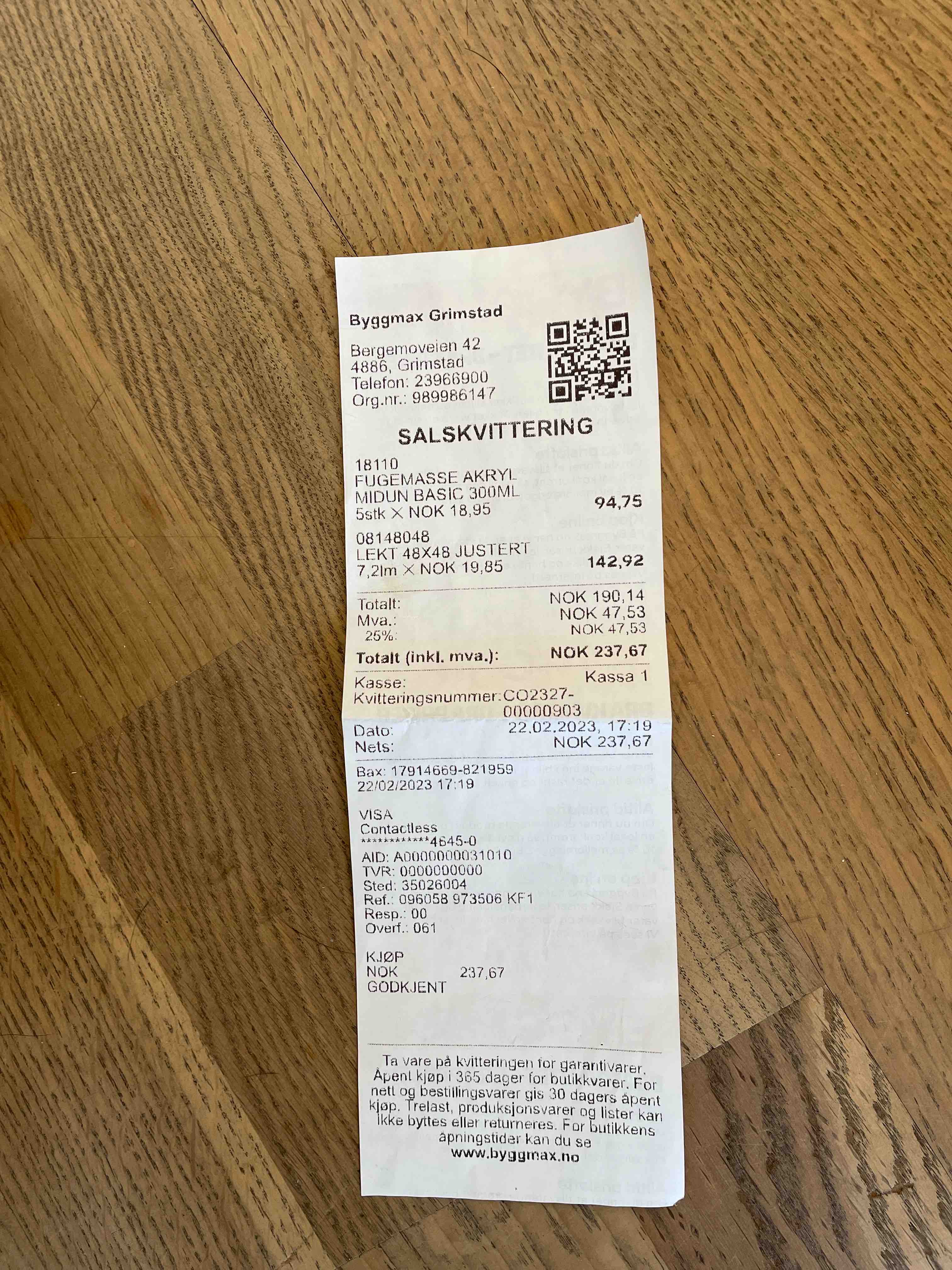 kvittering-segmentering Instance Segmentation Dataset and Pre-Trained ...