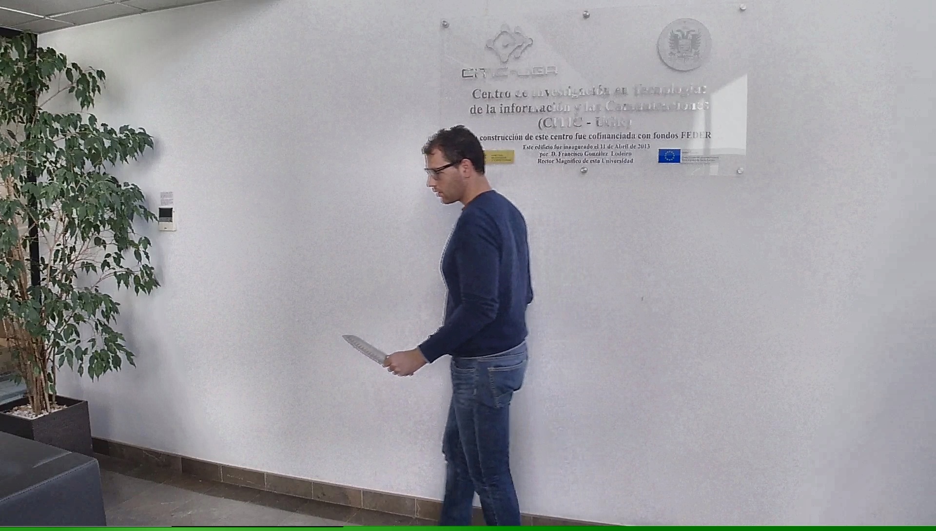 sohas weapon detection Object Detection Dataset by nope