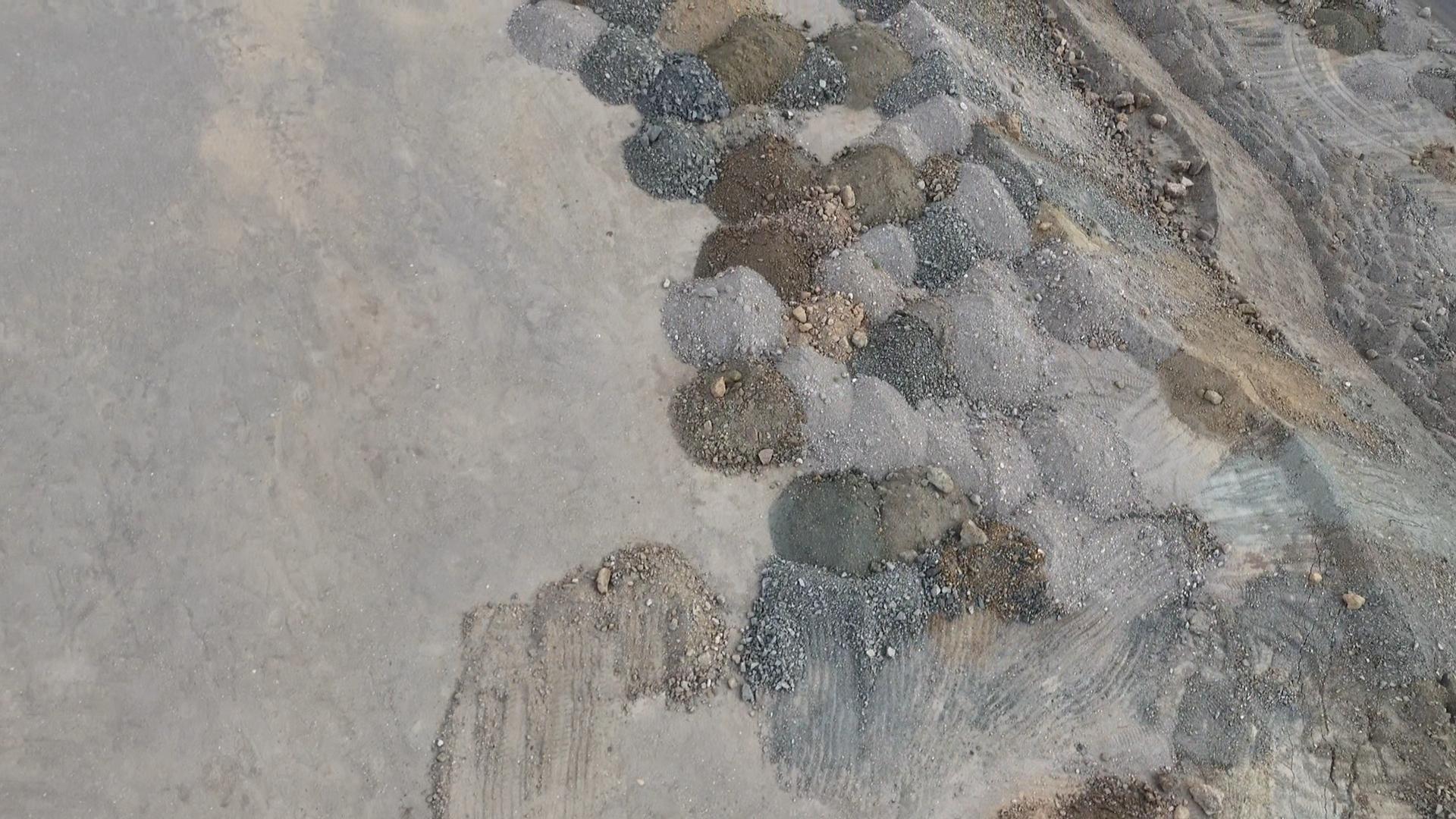 Tension crack detection - Roboflow Universe