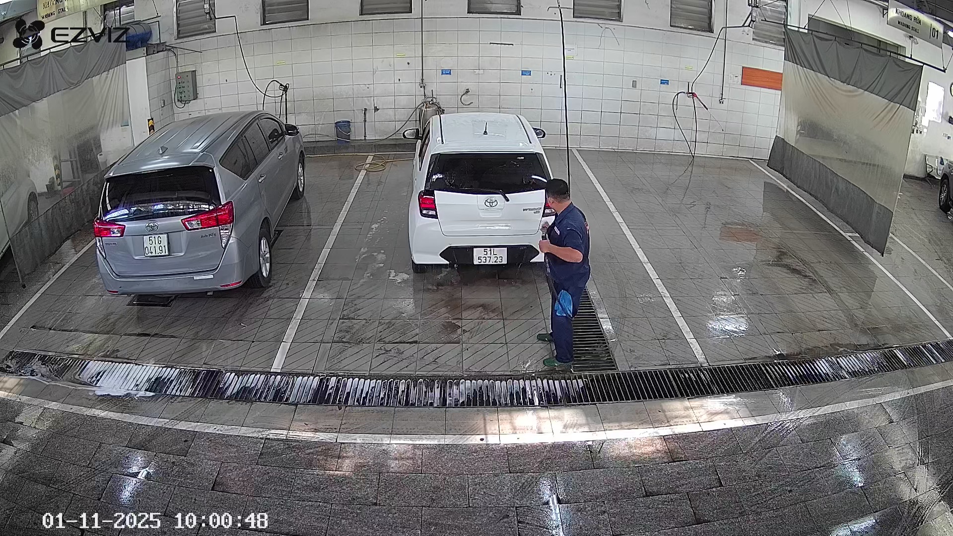 cars Object Detection Model (v4, 2025-01-15 2:43pm) by Lun