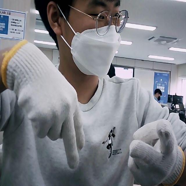 glove(手套) Object Detection Dataset by ucas