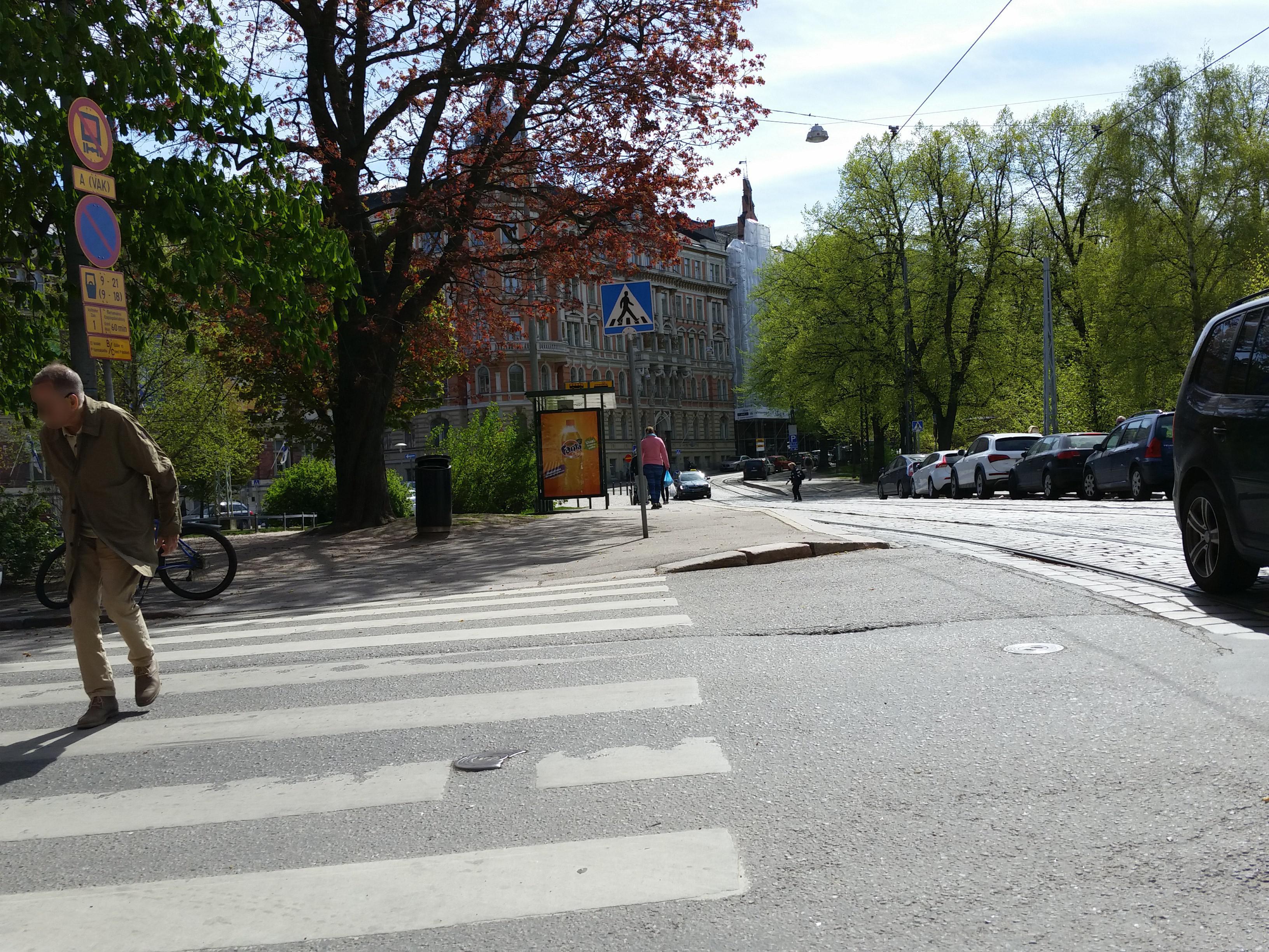 Yolov7 crosswalk Object Detection Dataset and Pre-Trained Model by Rafael Cotrim