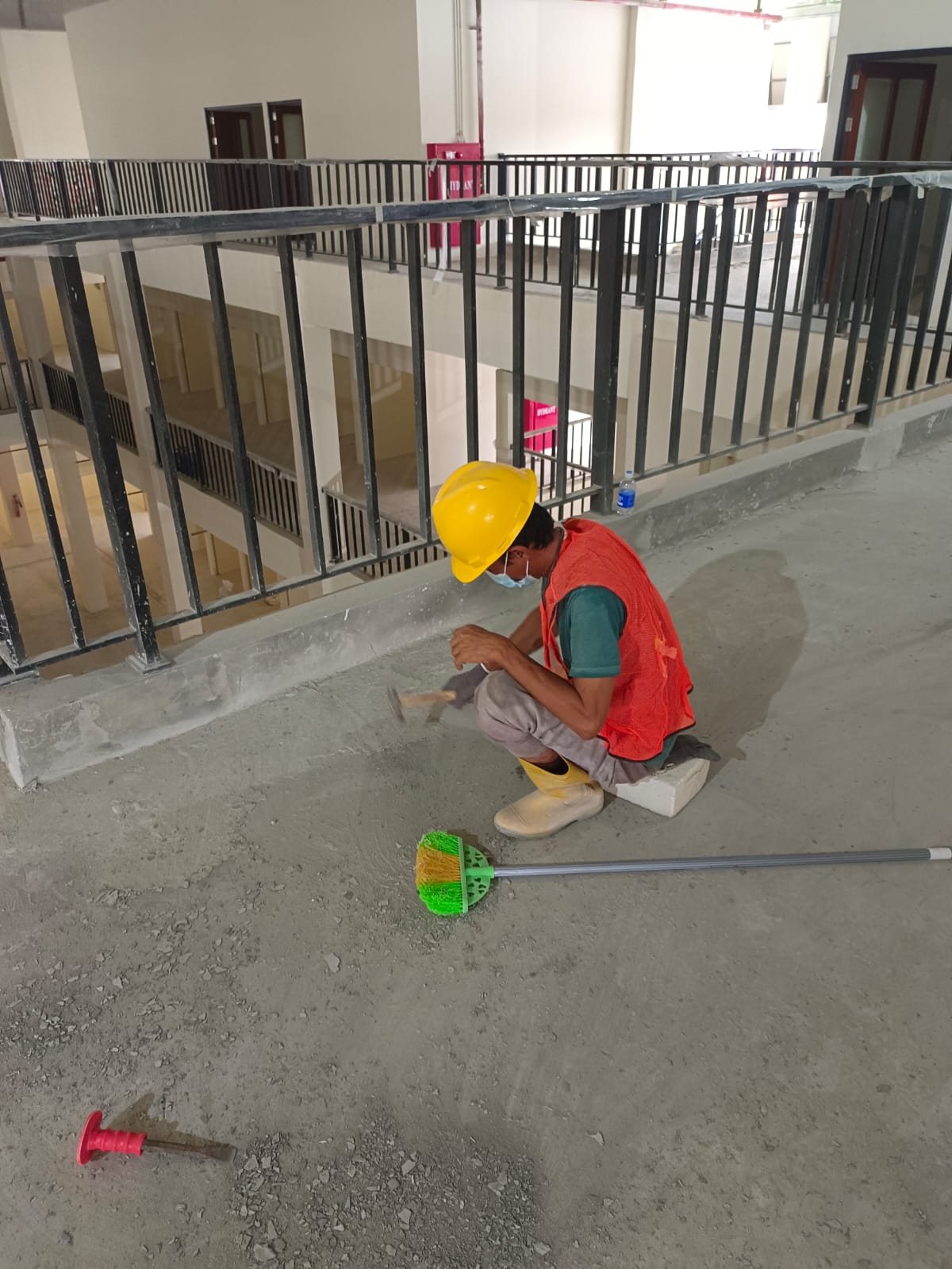 Ergonomics Worker Object Detection Model by Dataset