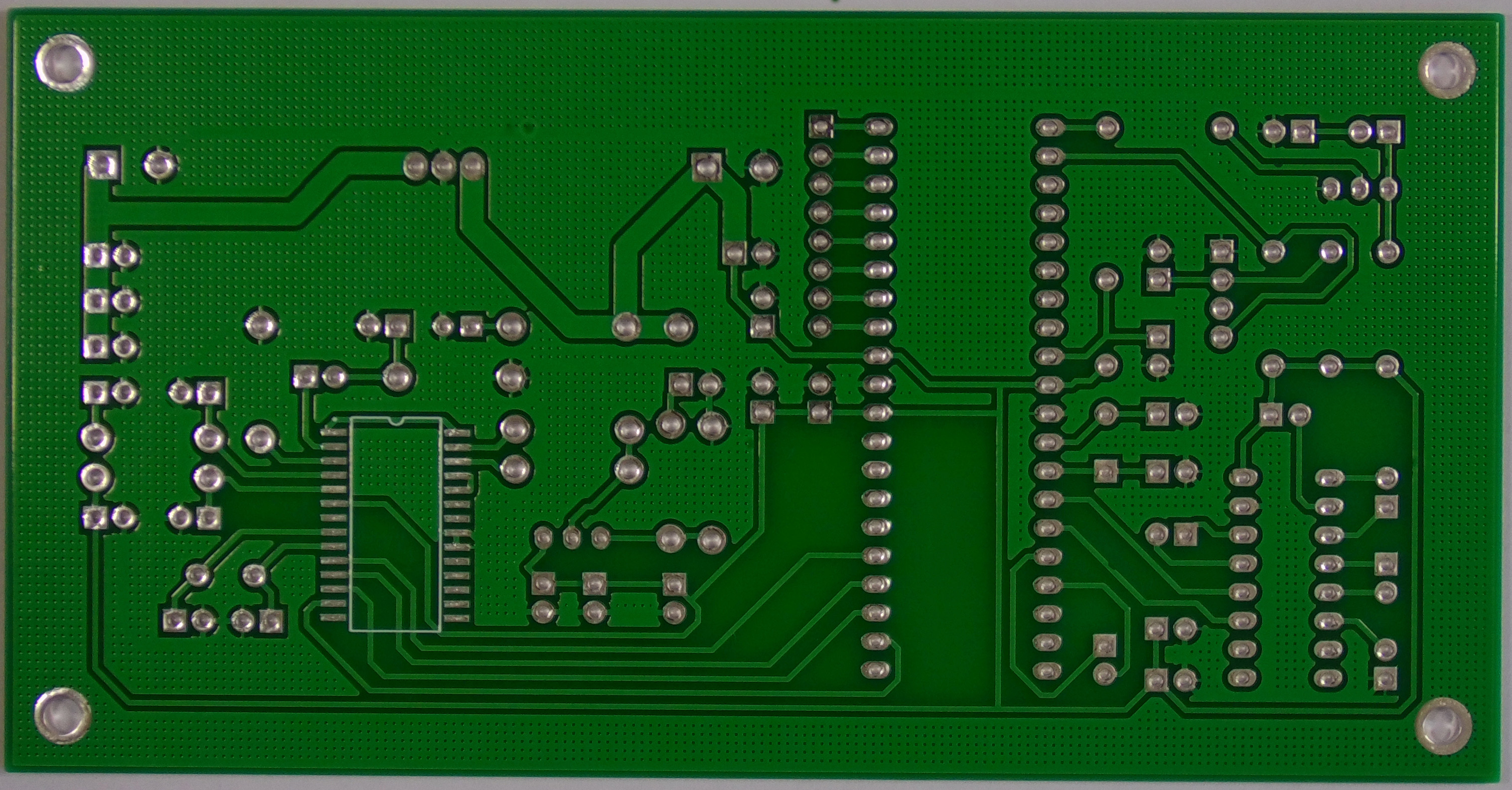 PCB (pcb-3oe6h) - Roboflow Universe