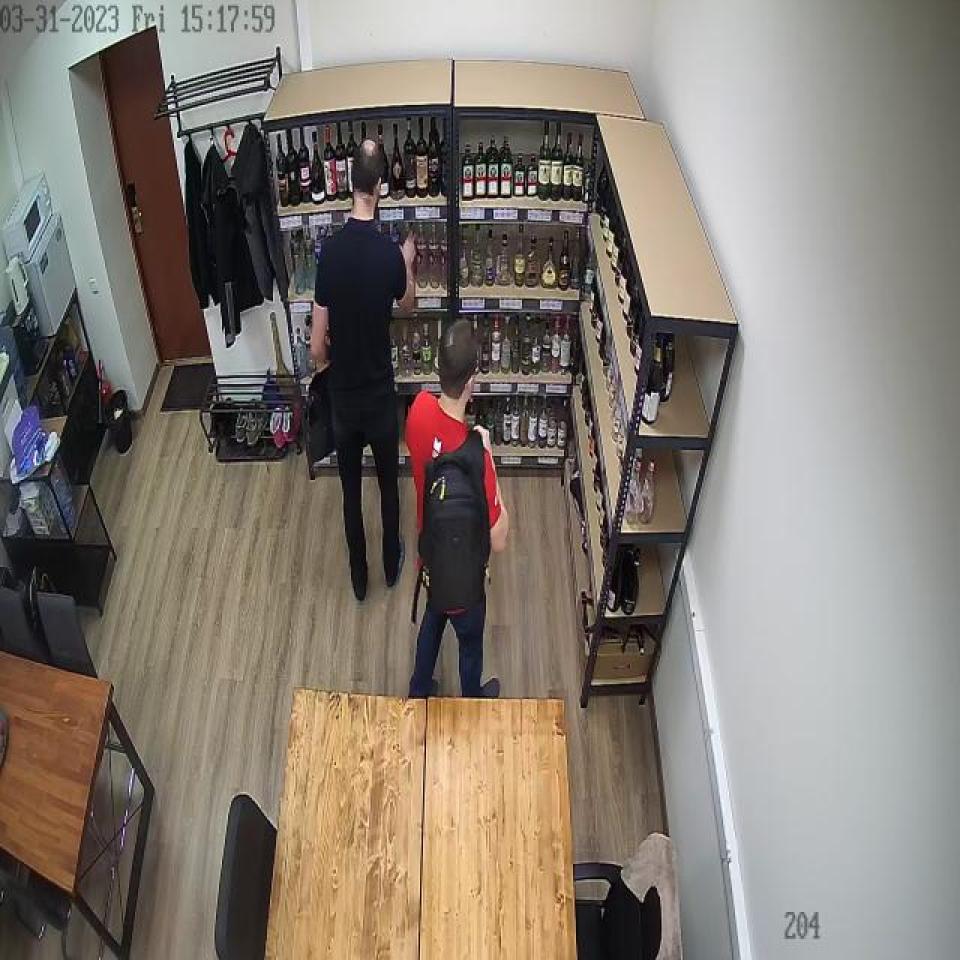 Bottles_cam2 Object Detection Dataset and Pre-Trained Model by Annotationshelp