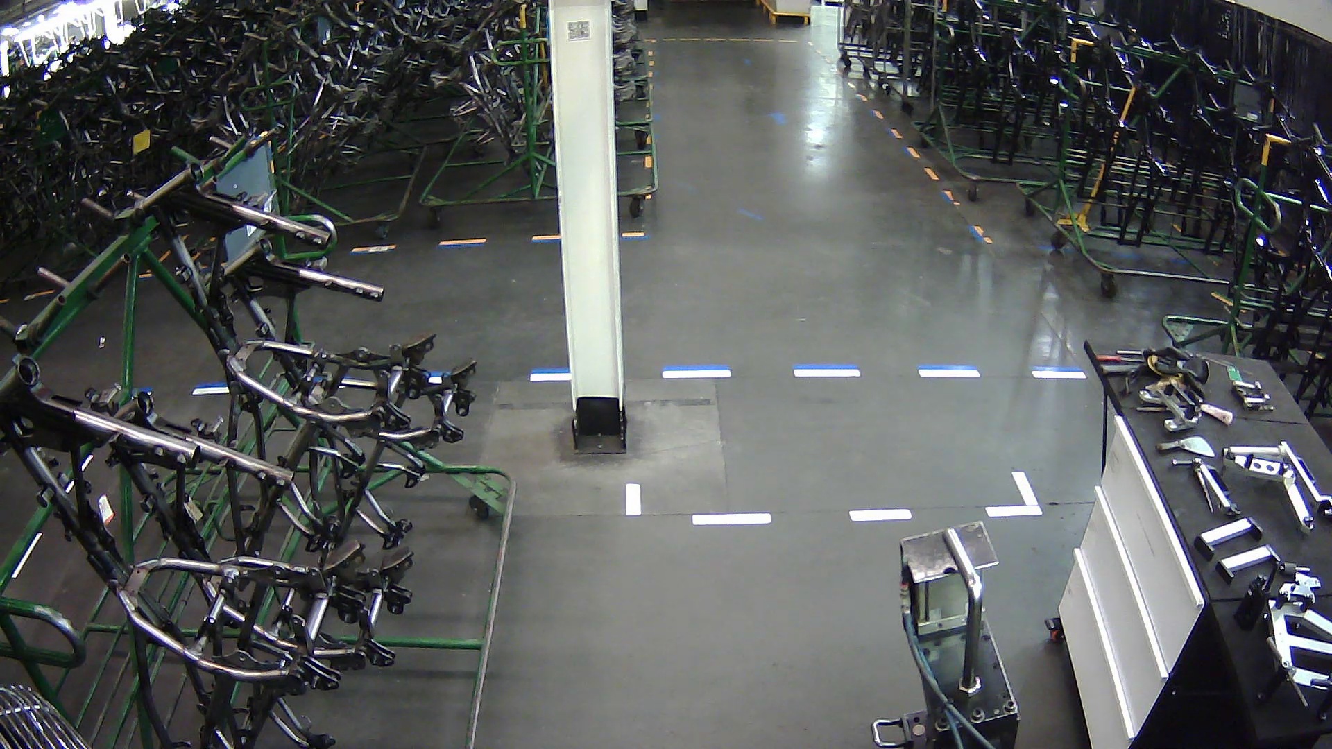 ChasisMotos Instance Segmentation Dataset and Pre-Trained Model by Chasis