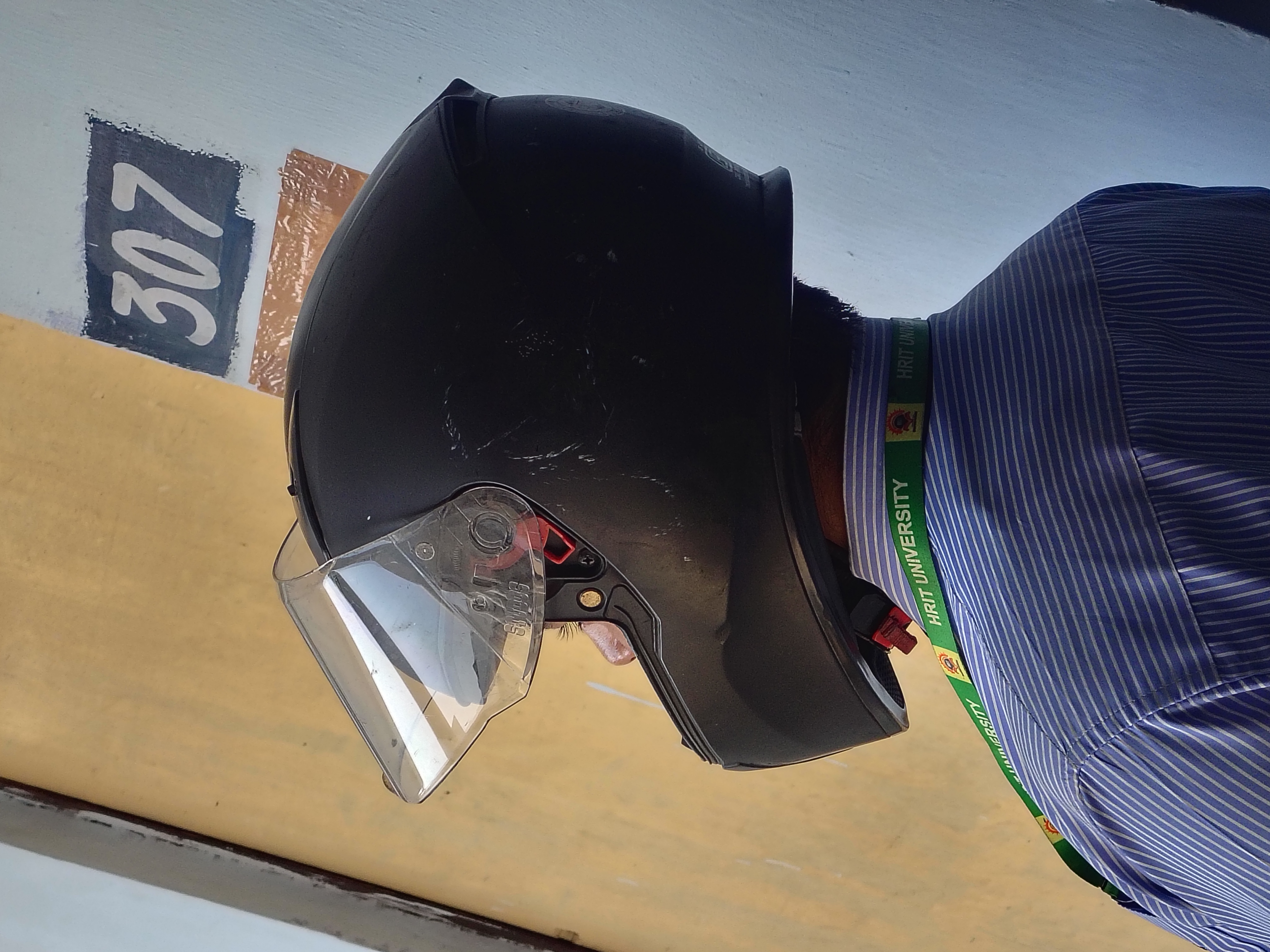 Own Helmet dataset - Roboflow Universe
