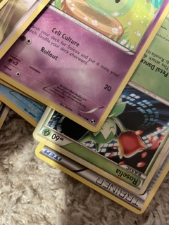 Pokemon set identifier Object Detection Model by Jixiang Li
