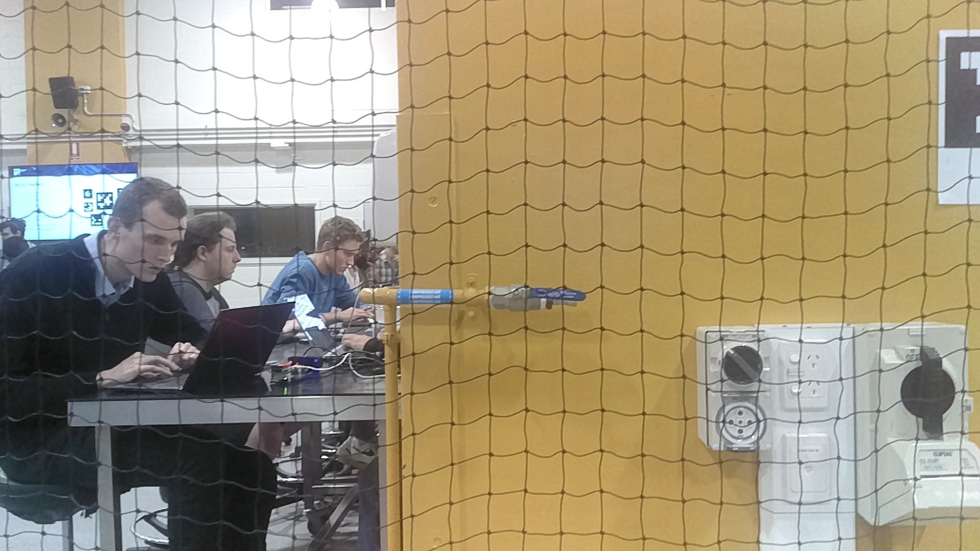 Valves Object Detection Dataset and Pre-Trained Model by CropLapse