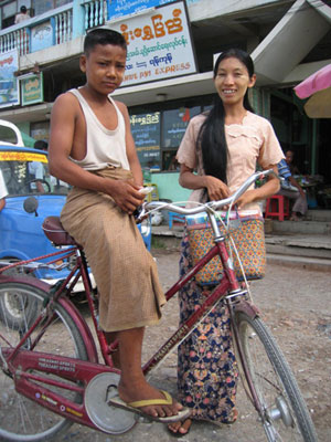 Motorcycle Helmet Object Detection Model by supaporn