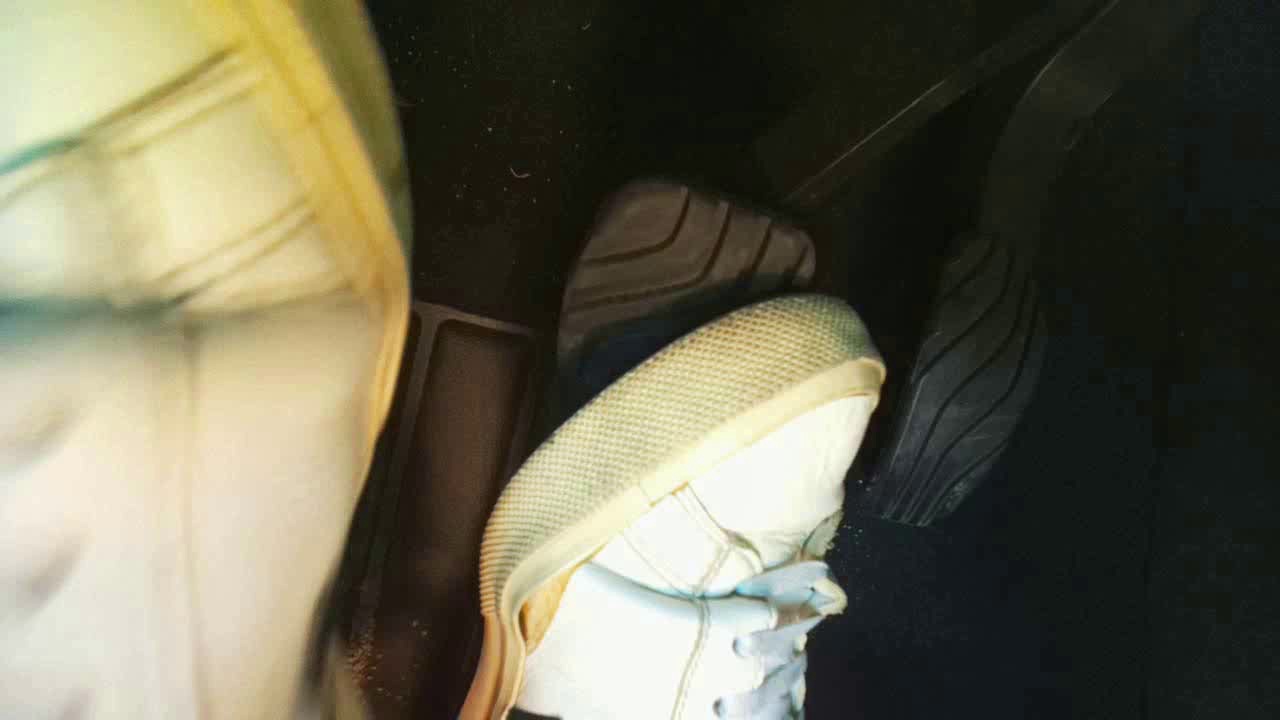 Feet detection Object Detection Dataset by D2D