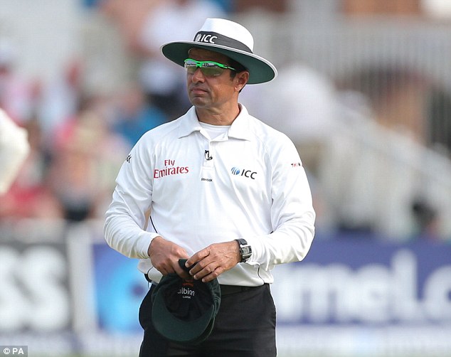 Cricket Umpire Action Detection Object Detection Dataset by Prabu Cricket Umpire Action Detection Object Detection Dataset by Prabu