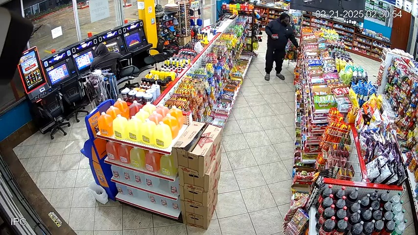 Retail product saftey2 Instance Segmentation Dataset by Wheels detection