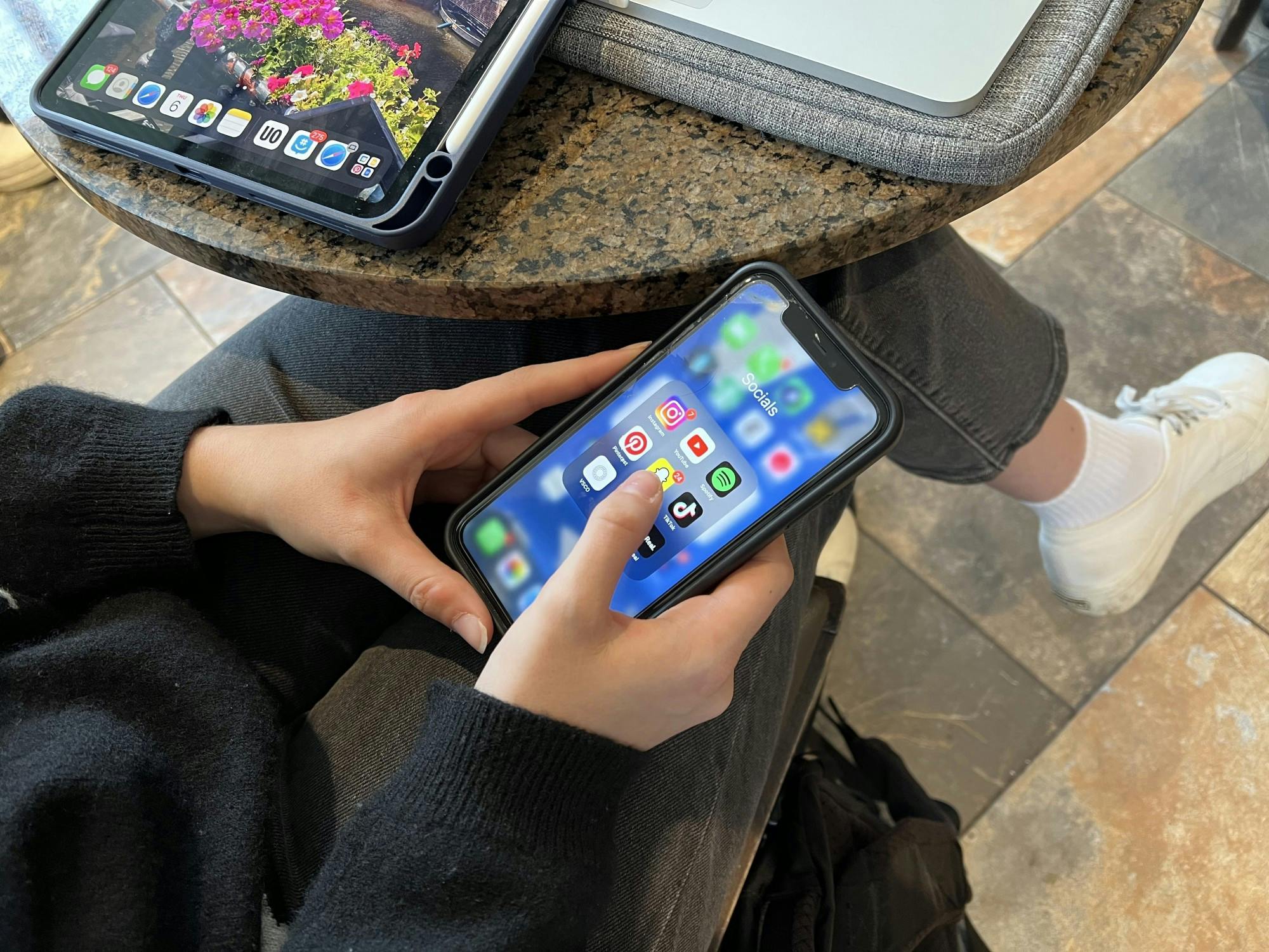 Demo_smartphone Object Detection Dataset and Pre-Trained Model by Demo