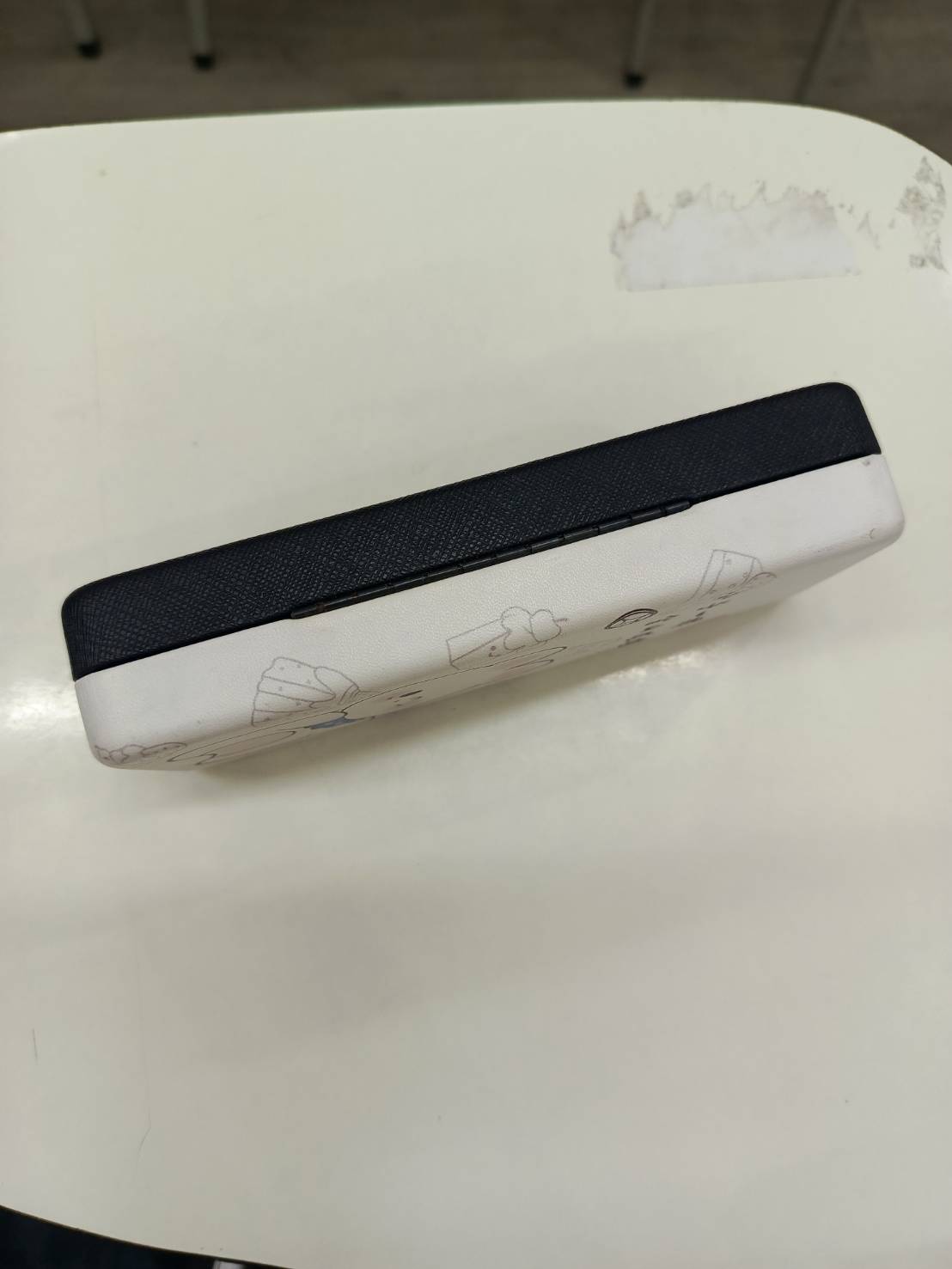 pencil box color Object Detection Dataset and Pre-Trained Model by project-hqbzh