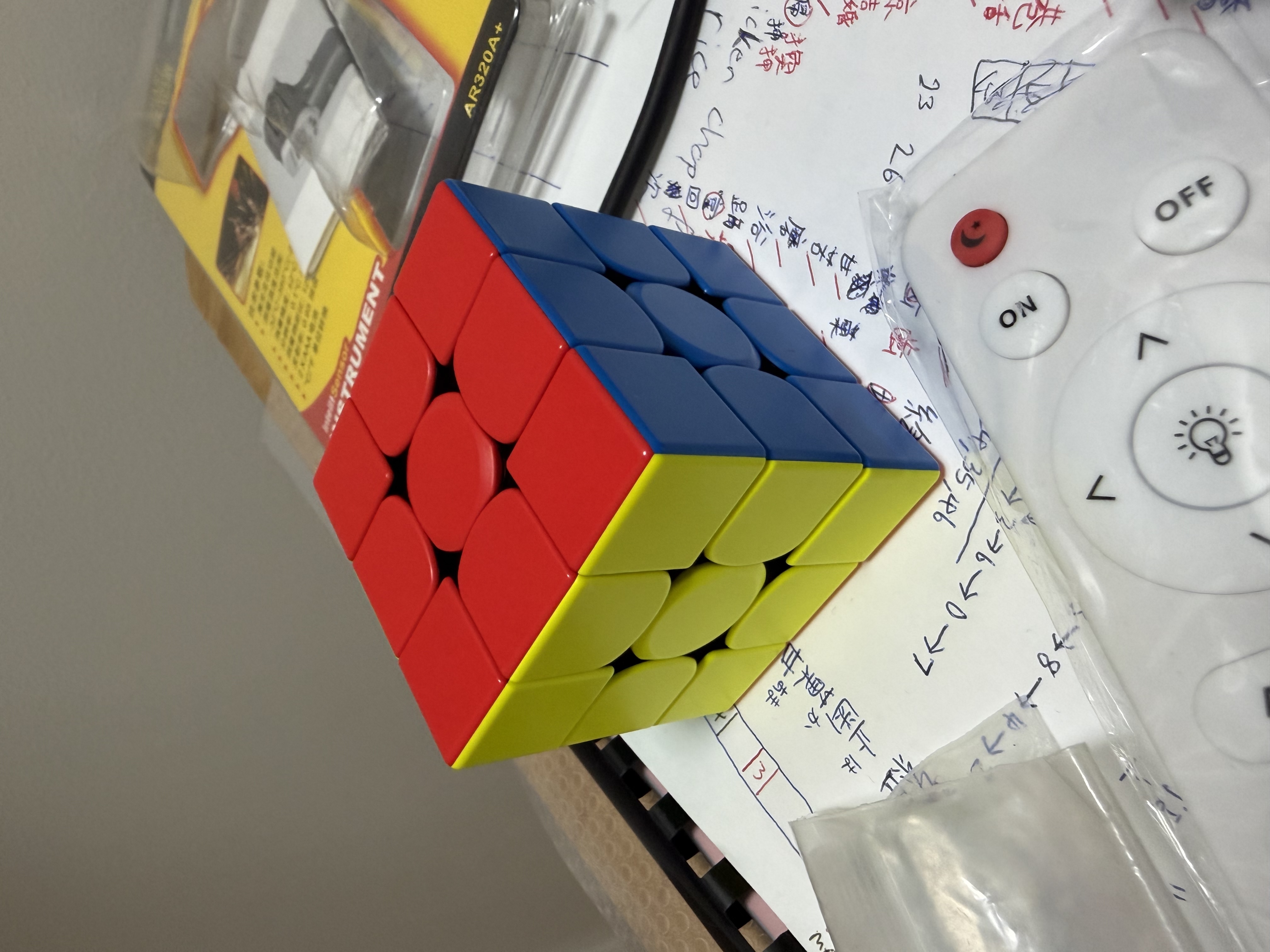 Cube State Detection Instance Segmentation Model by CubeCorner