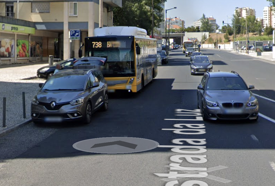 Traffic signs and infrator Object Detection Dataset by yolo