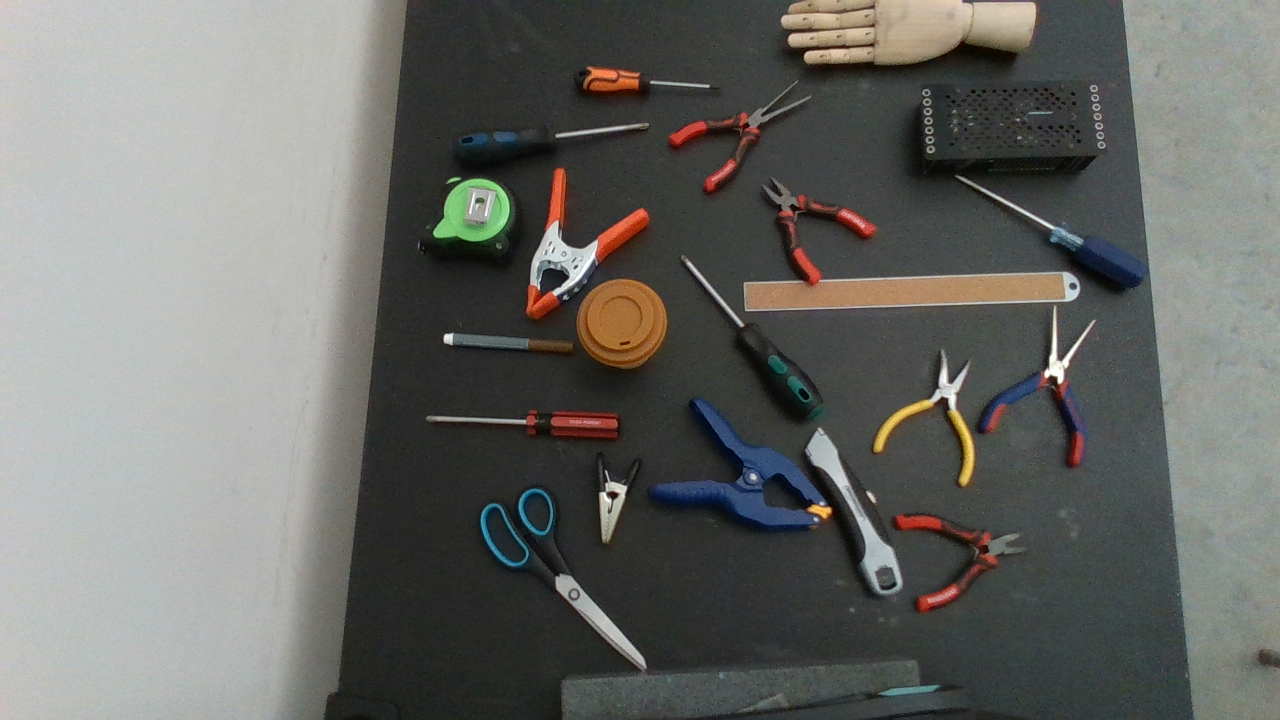 Tool Detection 2 Instance Segmentation Dataset by GantrySystem