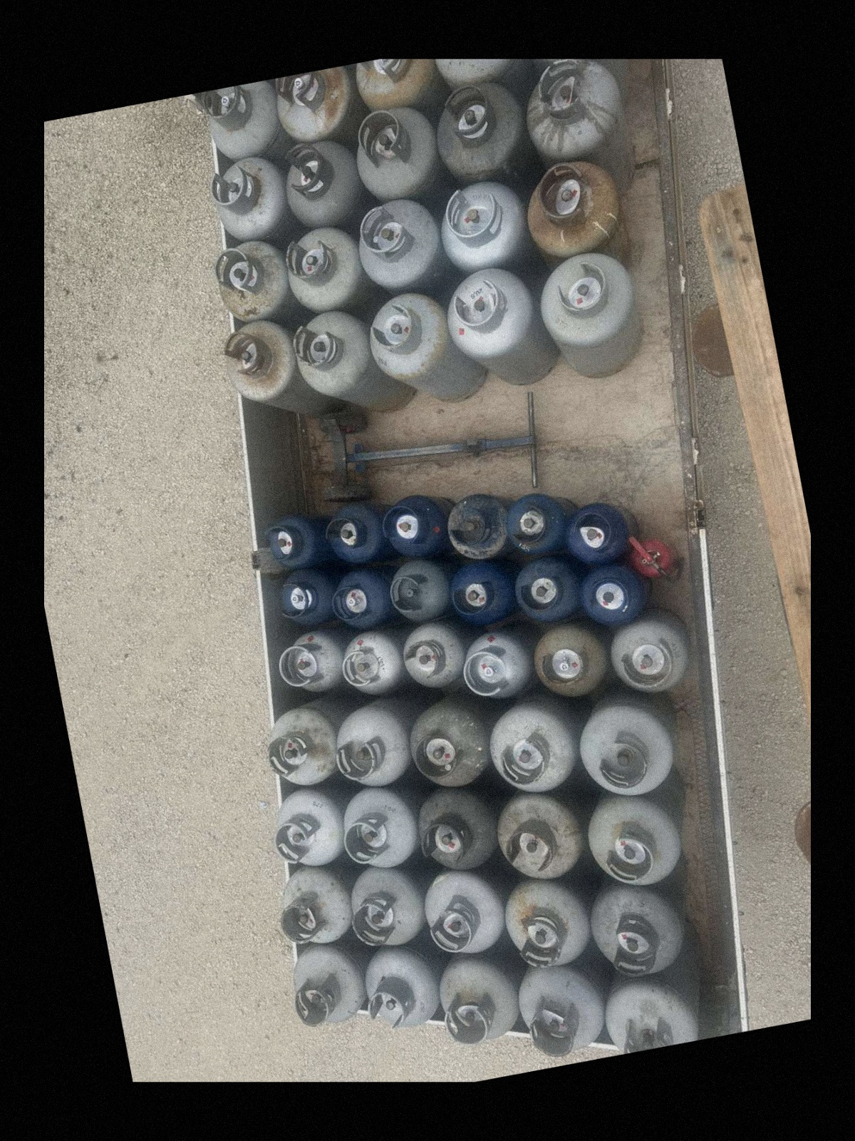 How to Use the gas tanks Object Detection API