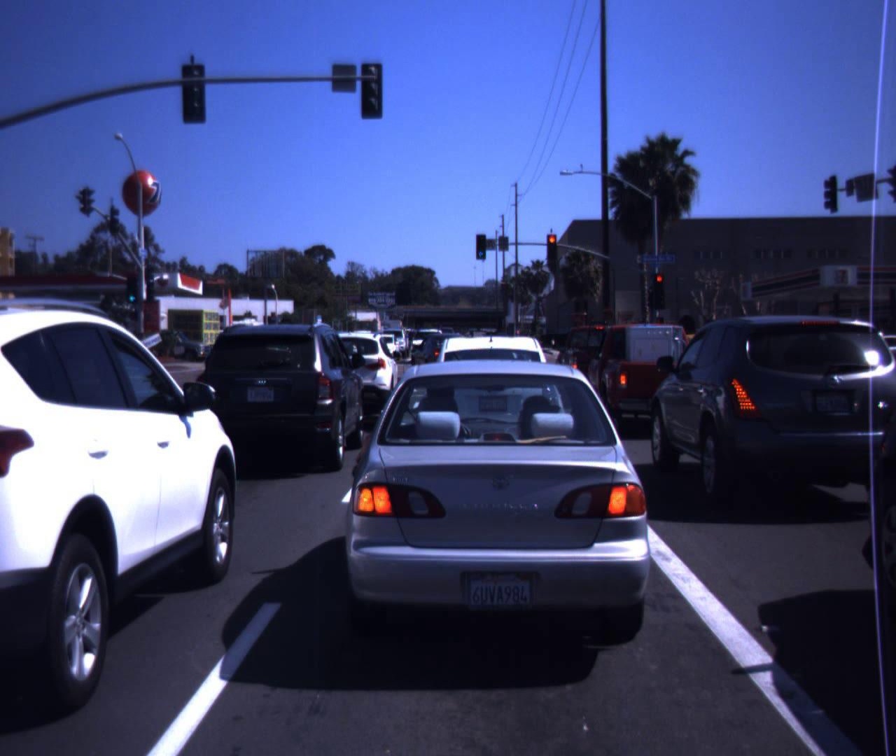 Traffic Light Detection Object Detection Dataset by Research