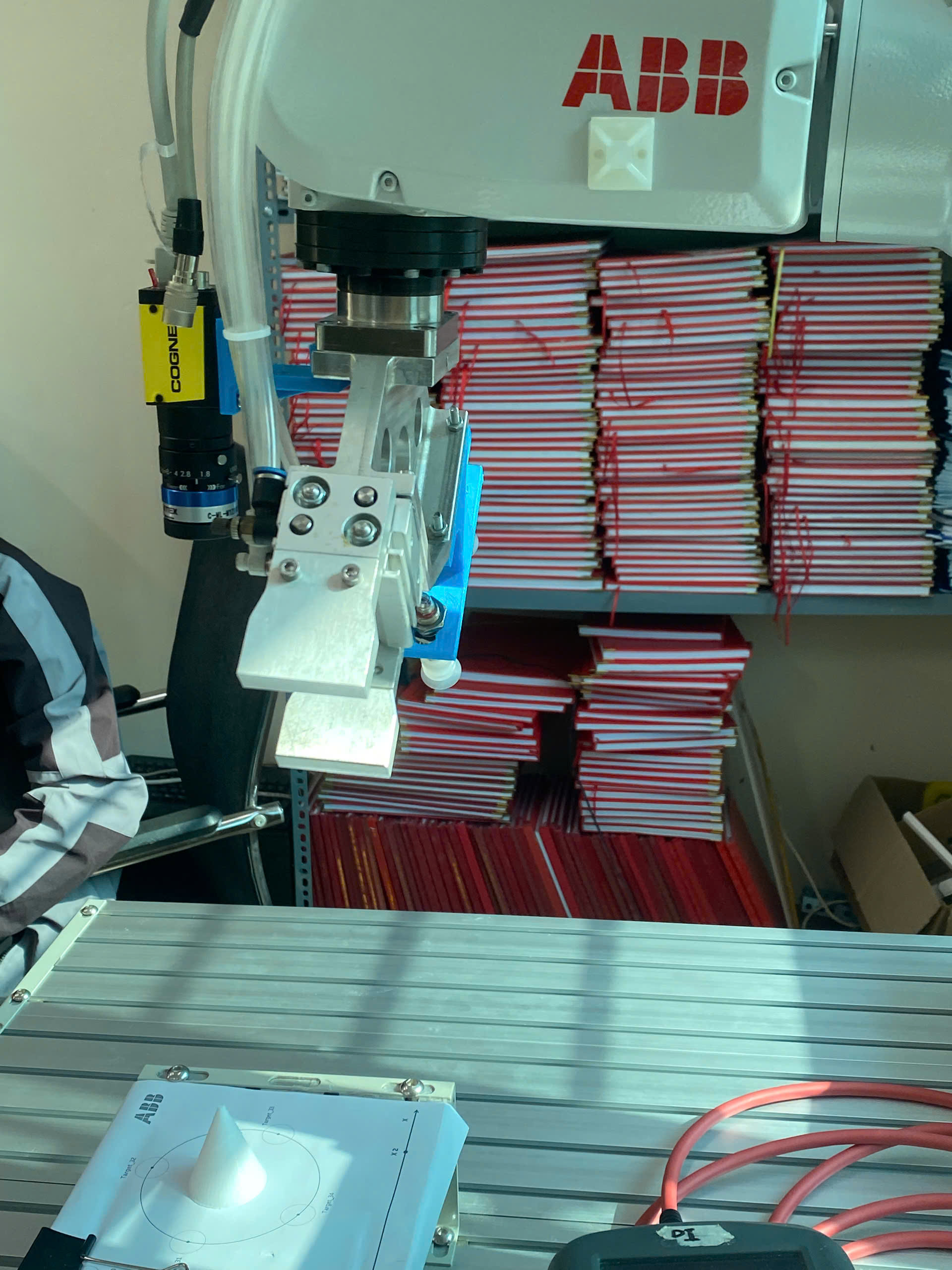 Tool Object Detection Dataset and Pre-Trained Model by ngoclam