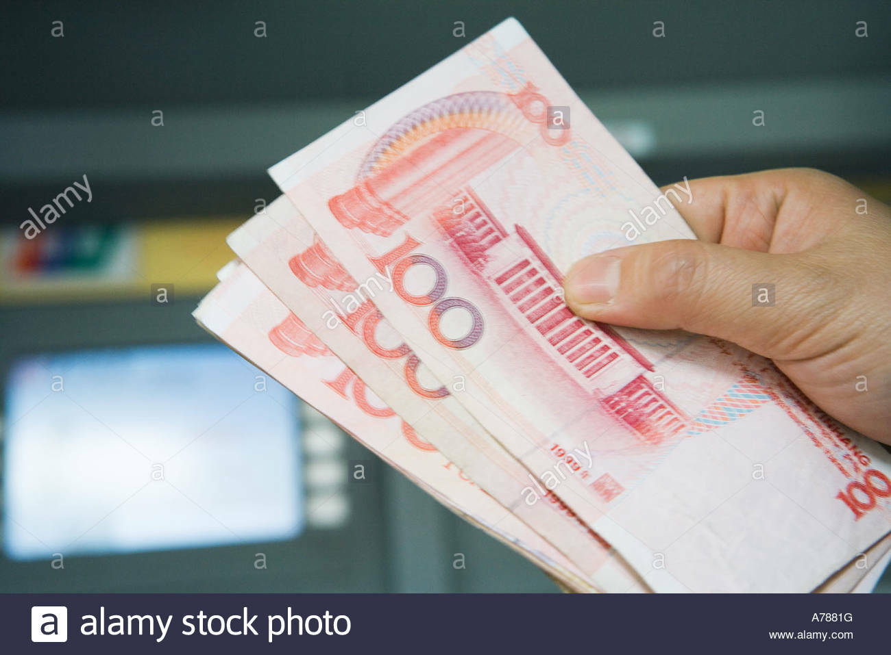 China Yuan 100 Object Detection Dataset by David Carlosama