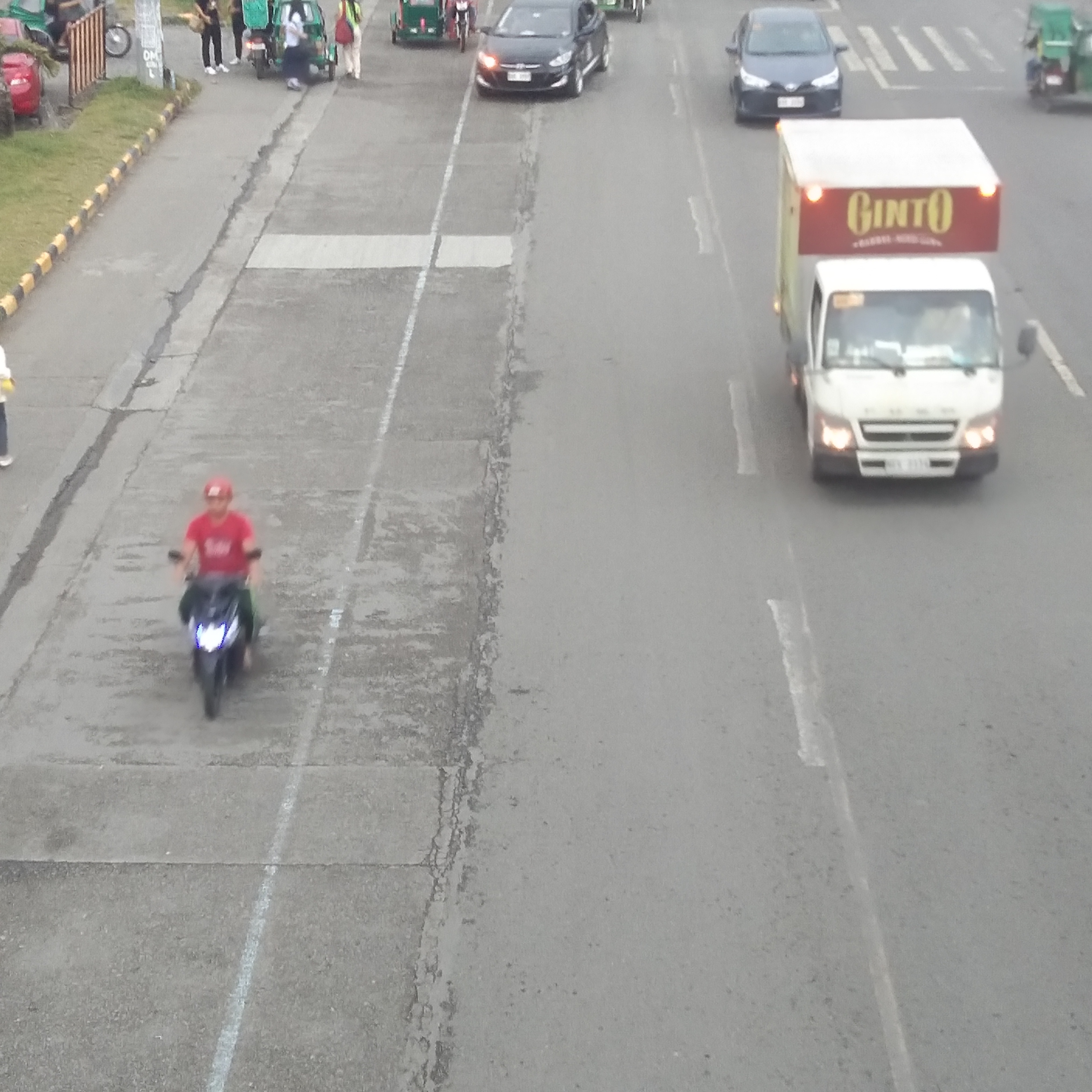 Smart Traffic Management Object Detection Dataset and Pre-Trained Model by carbike