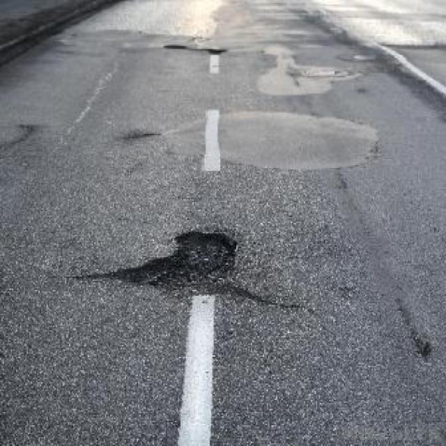 road-damange-detection-102 Object Detection Dataset by Keshab Agrawal