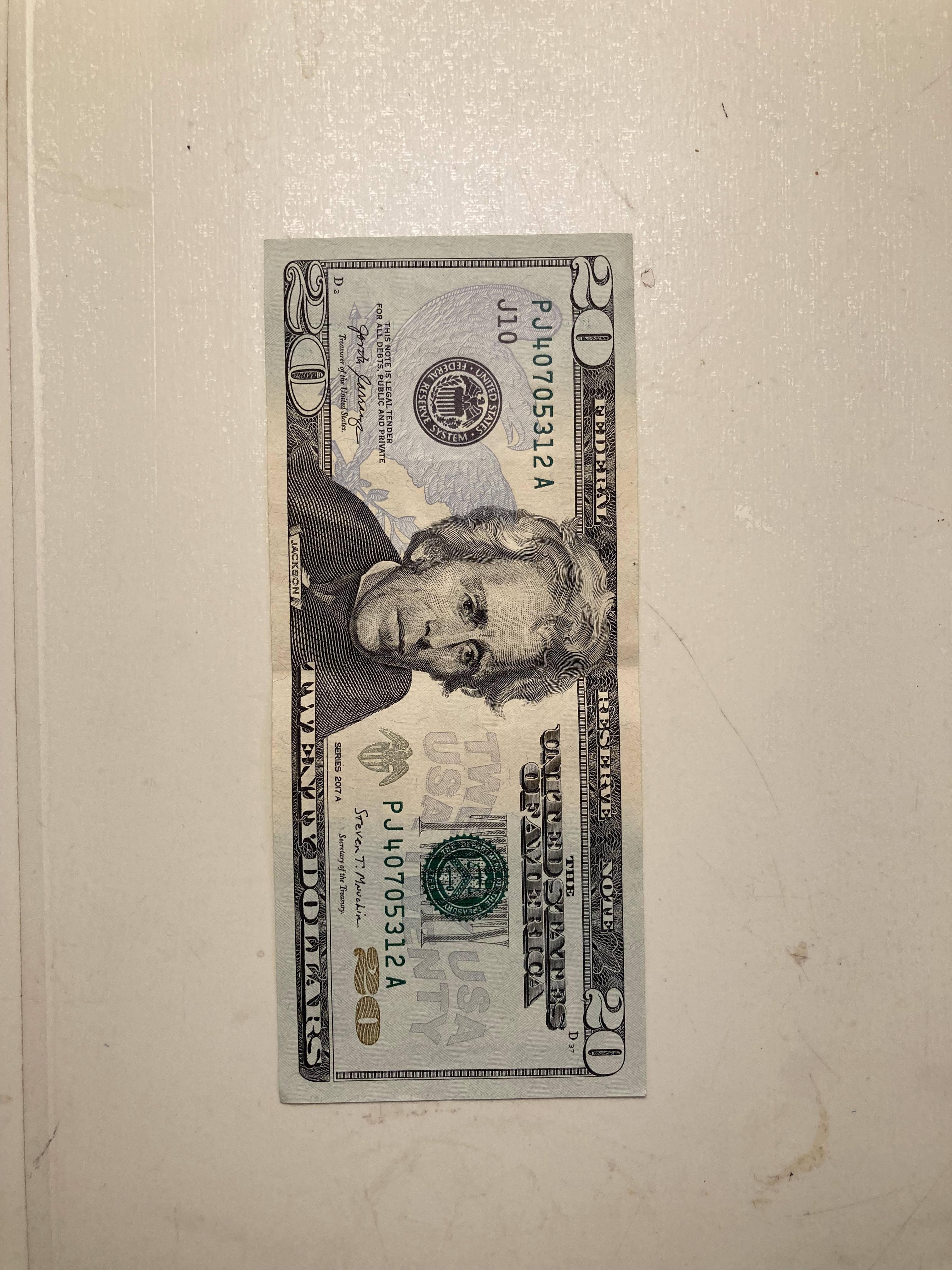 Dollar Bill Object Detection Model by YOLO