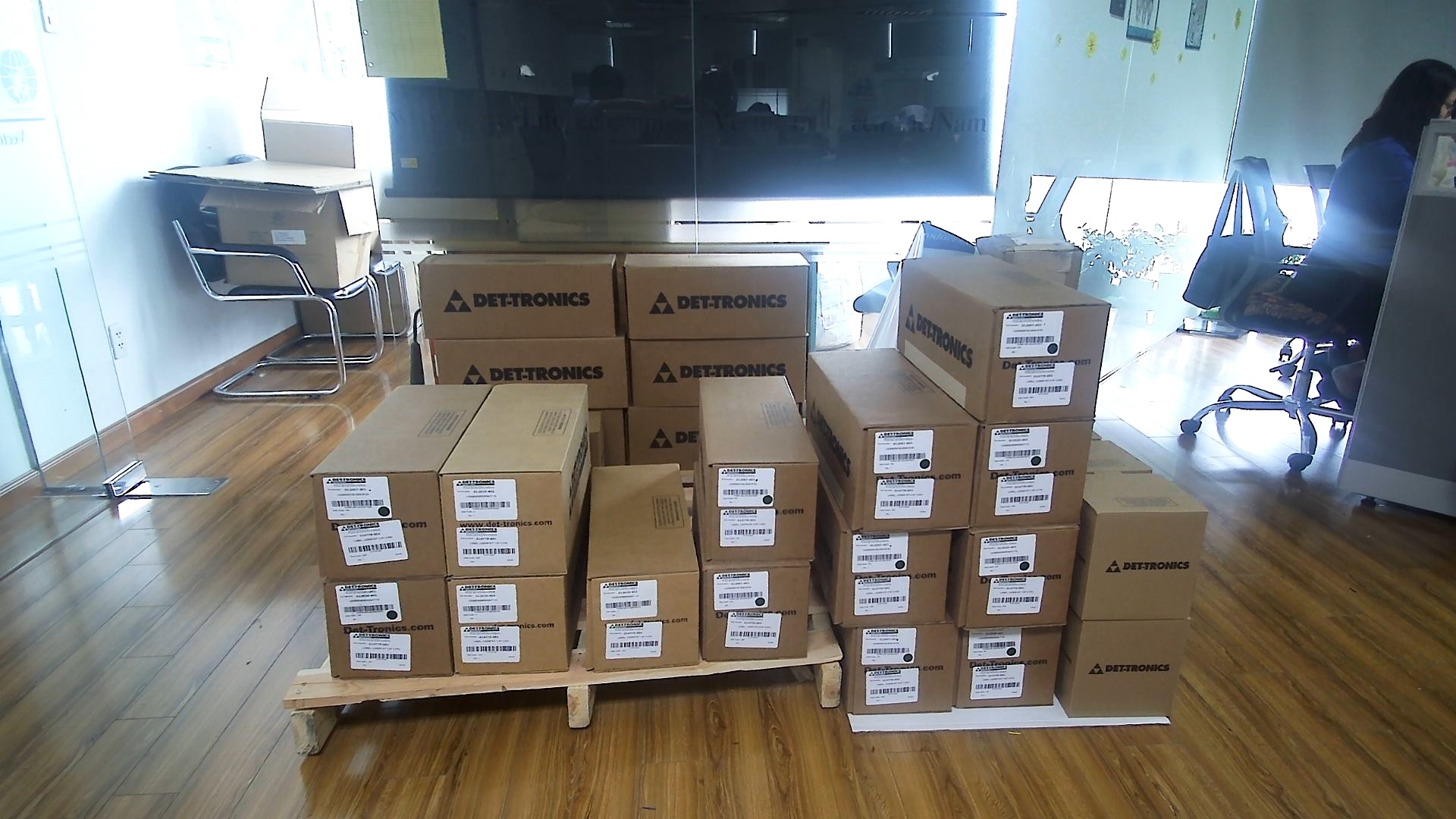 vertical_box Object Detection Dataset by firstproject