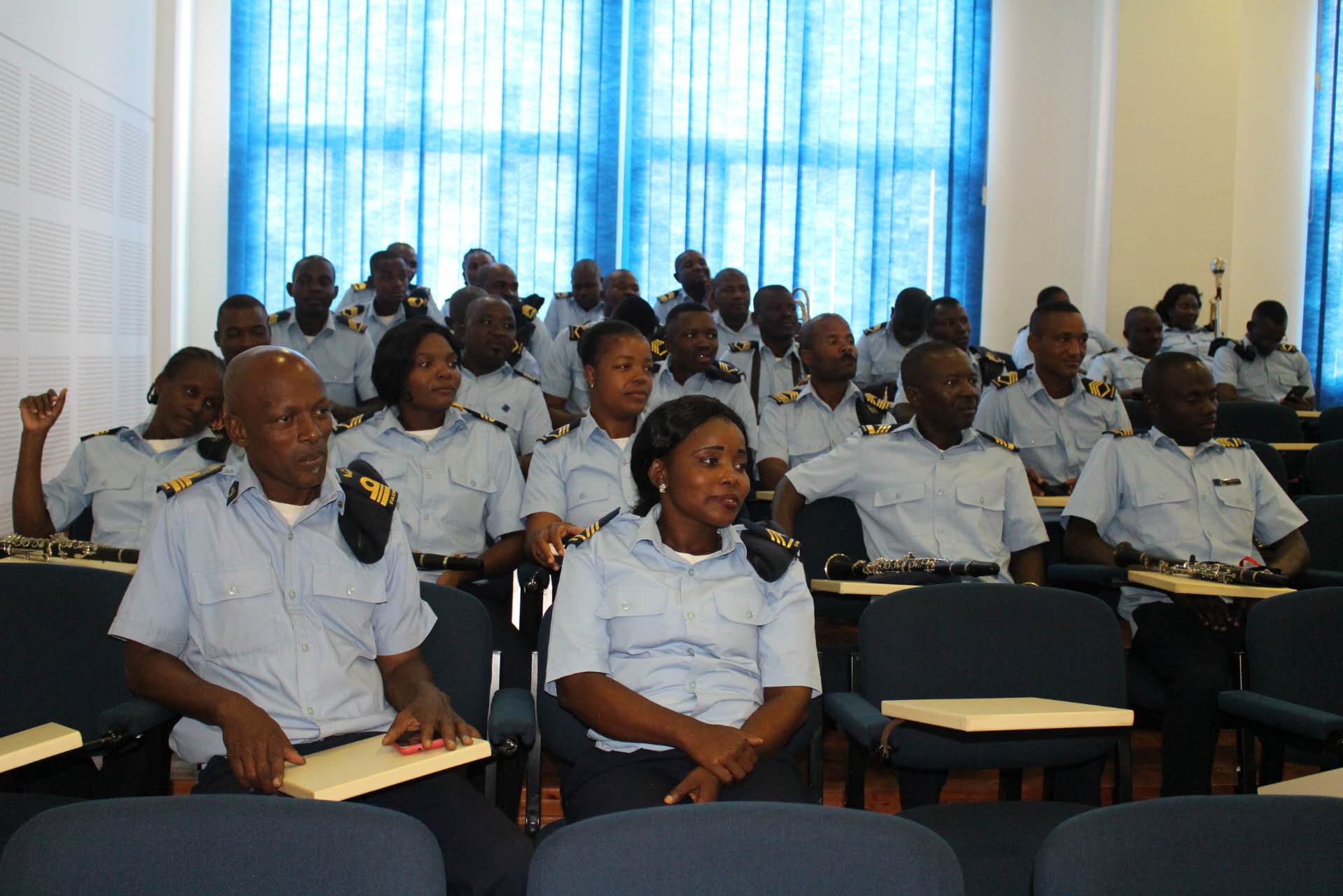 Uniform Detection (uniform-detection-mcwq2) - Roboflow Universe