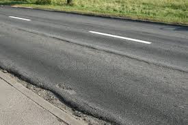 ROAD DEFECTS DETECTIONS Object Detection Dataset by VICENTIA