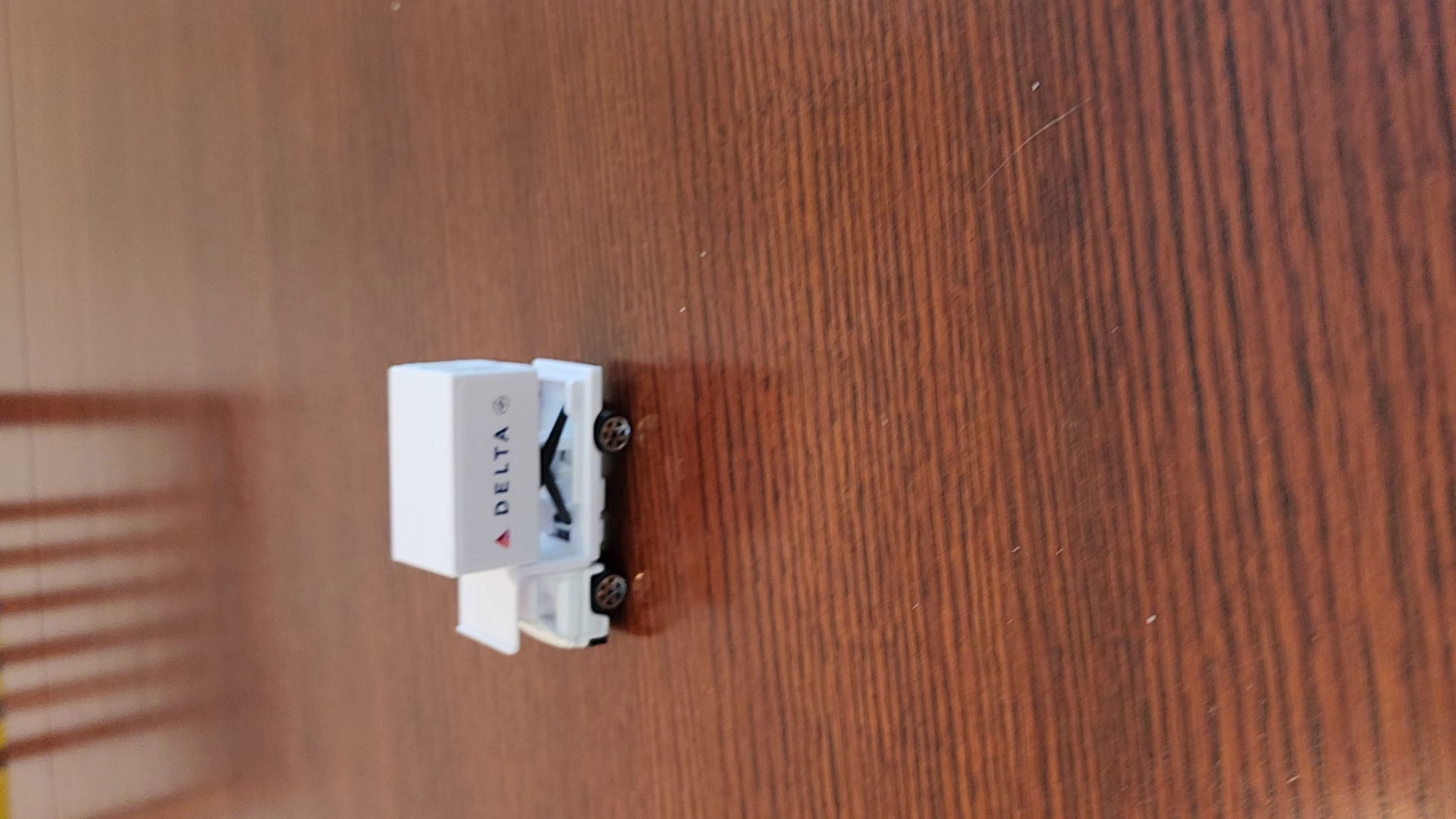 Mini Airport Object Detection Dataset By Rafael Mendez Tests