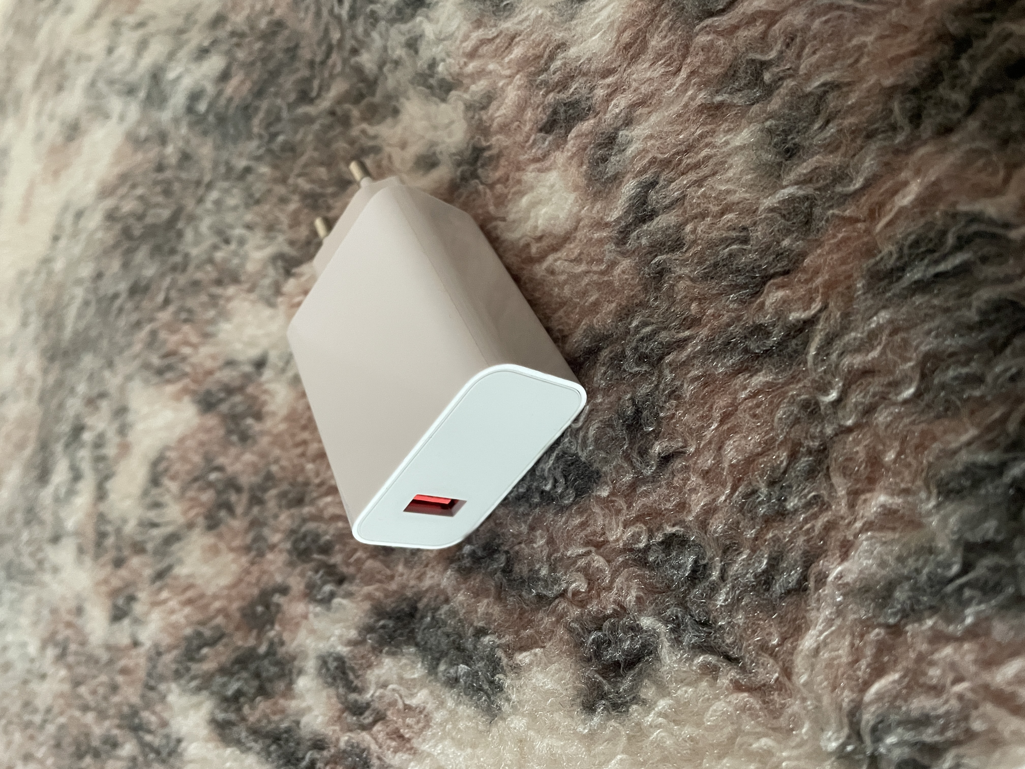 XIaomi charger detection Object Detection Dataset by TestWorkspace