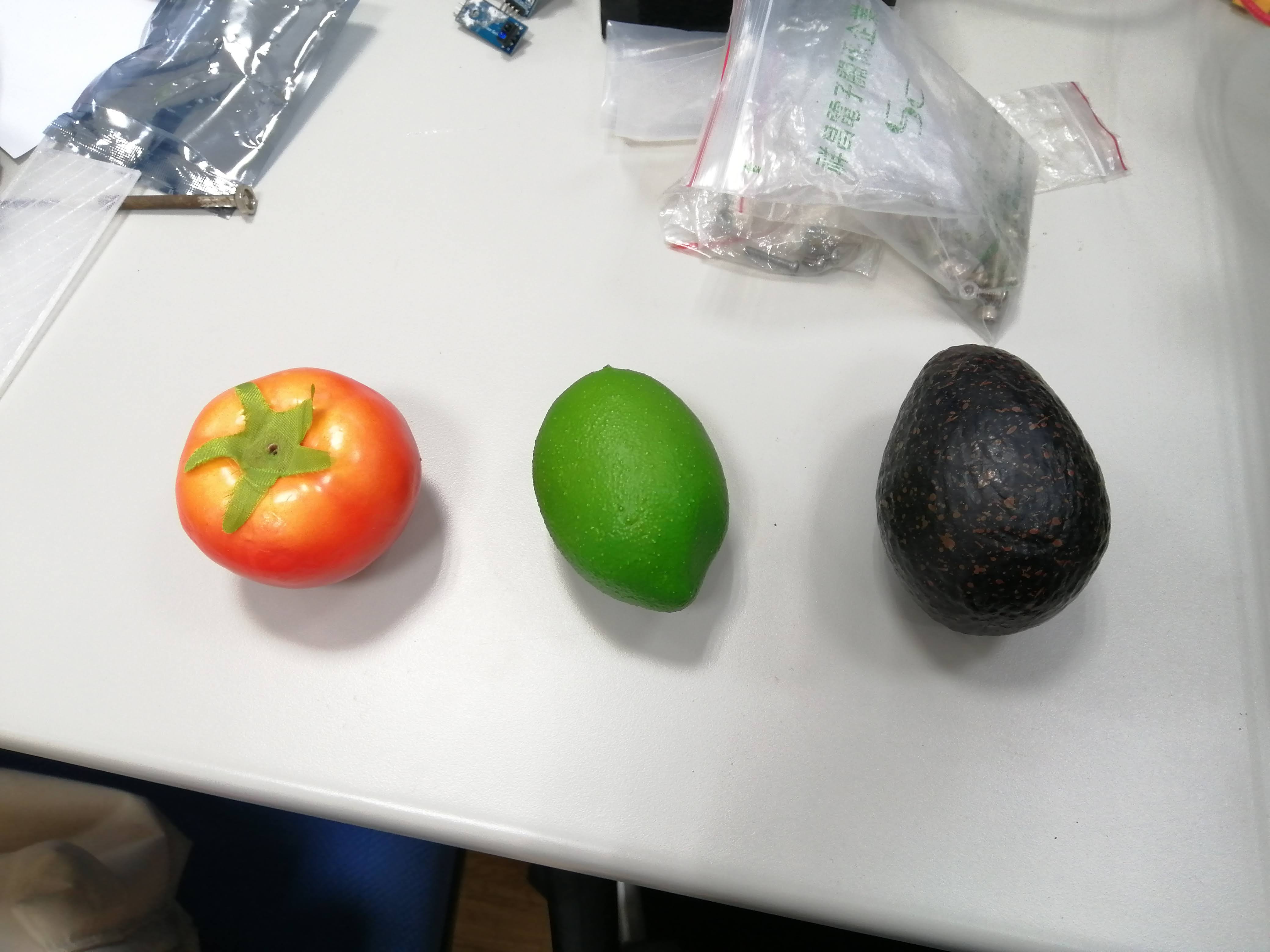 lemon-tomato-avocado Object Detection Dataset by elaine890907@gmail.com