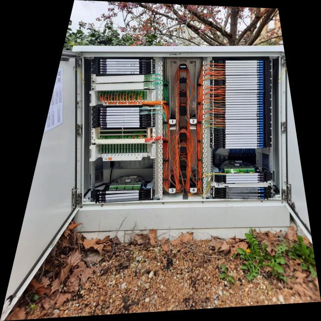 Cabeling Object Detection Dataset and Pre-Trained Model by car