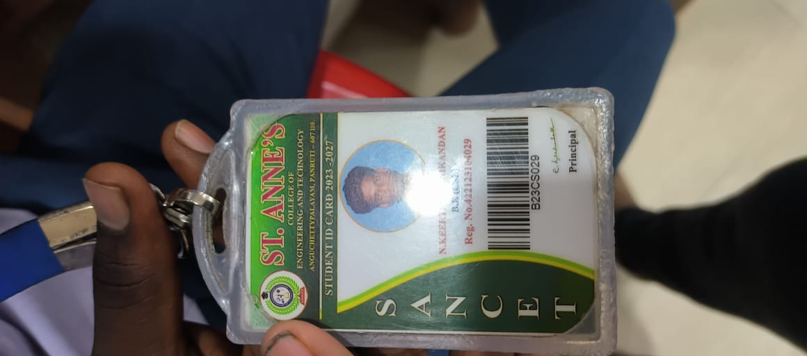 id card detection (id-card-detection-qbrcb) - Roboflow Universe