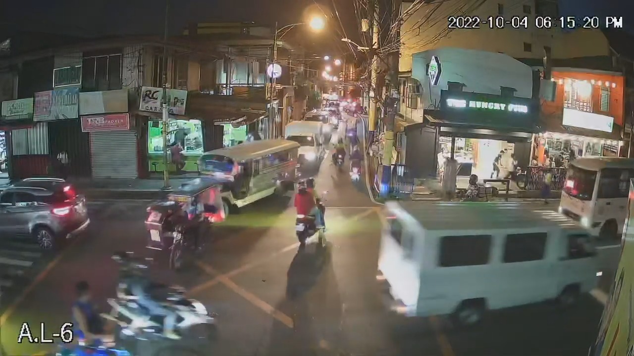 Motorcycle Helmet Detection Object Detection Model by helmetdetect