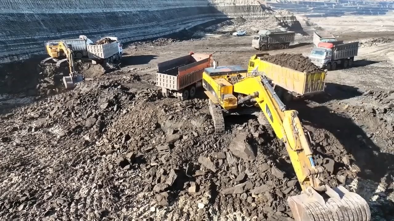 Excavators Object Detection Model By Main