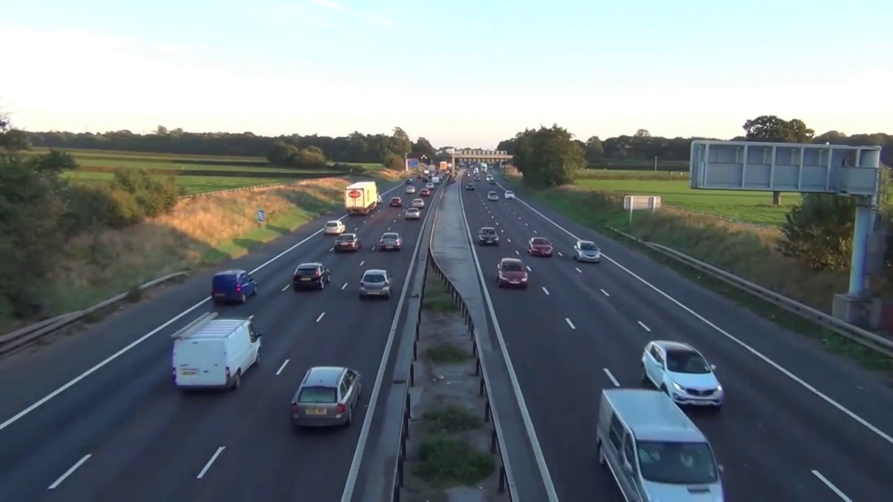 vehicle classification (vehicle-classification-5xhqc) - Roboflow Universe