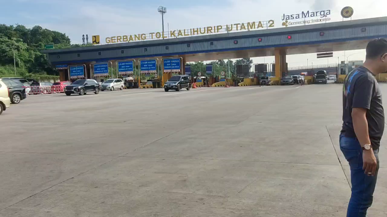 Video Jenis Golongan Kendaraan Tol Object Detection Dataset And Pre Trained Model By Muhammad