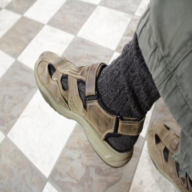 Shoe Detection for Building Hygiene Object Detection Dataset by ...