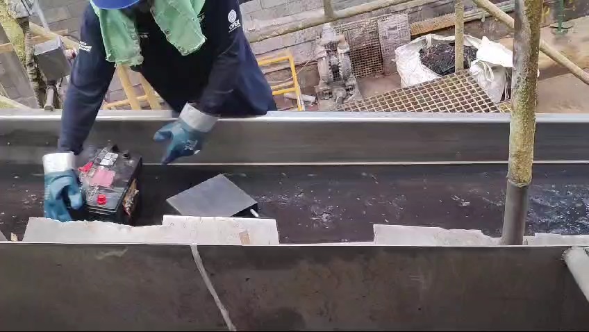 Battery Detector Object Detection Dataset And Pre Trained Model By Createroom