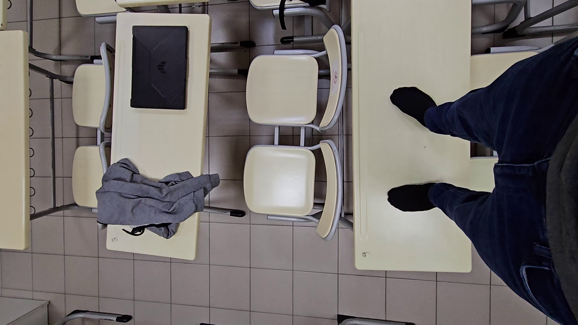 chair_detect2 Object Detection Model by chair